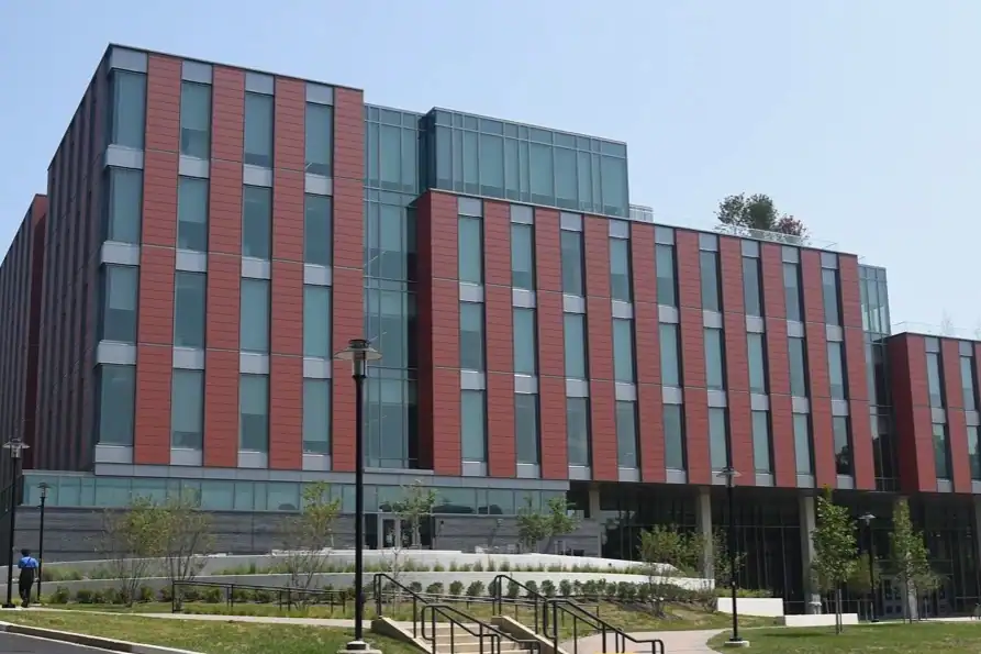 CASE STUDY: Reimagining Health Professions Learning in an Innovative ...